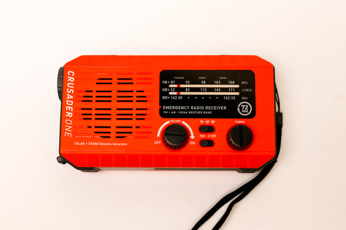 CRUSADER ONE NOAA Flashlight Analog Radio – EarthquakeKit.ca